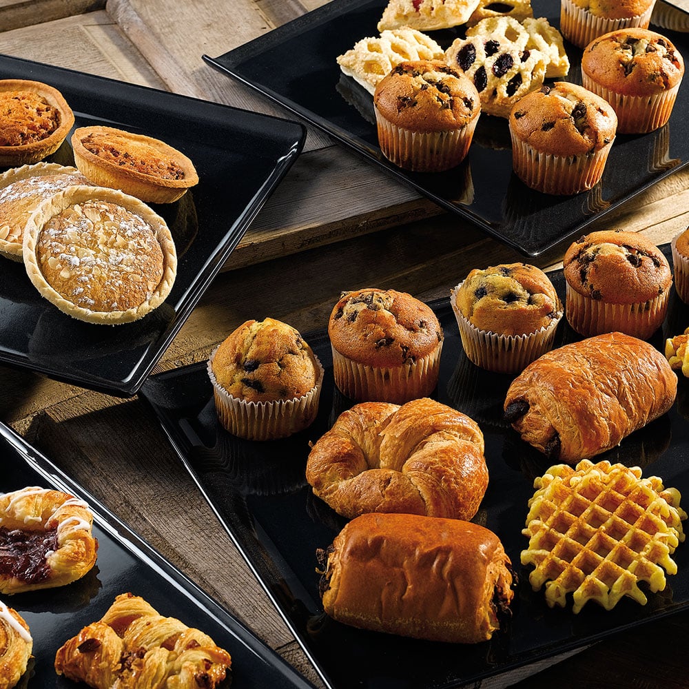 Churchill Buffet Black Melamine Tray 53cm